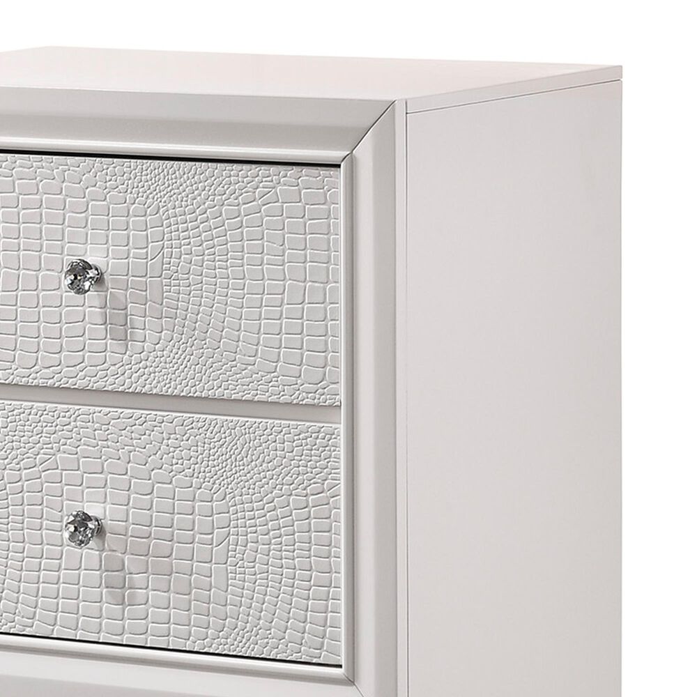Crown Mark Lyssa King Bed with Two Nightstands in White
