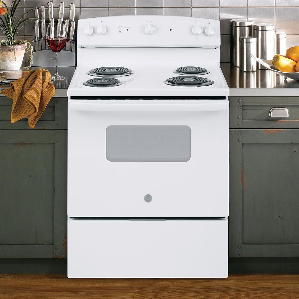 GE Appliances 30" Free-Standing Electric Range in White | Nebraska ...