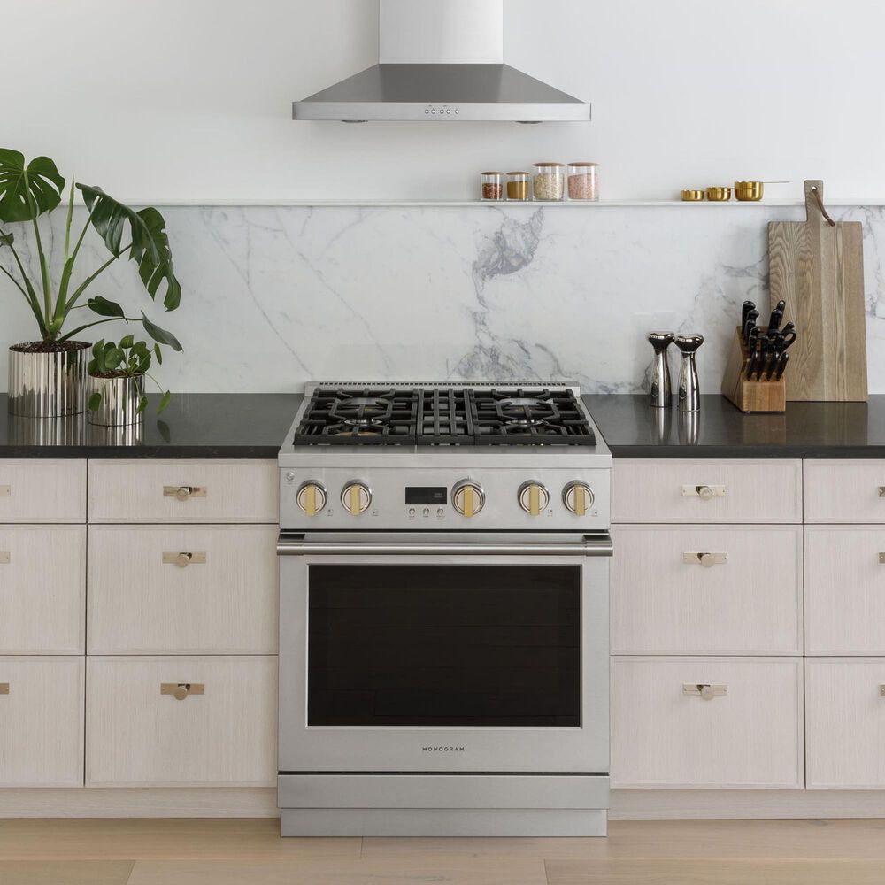 Monogram 30" Dual-Fuel Professional Range with 4 Burners in Stainless ...