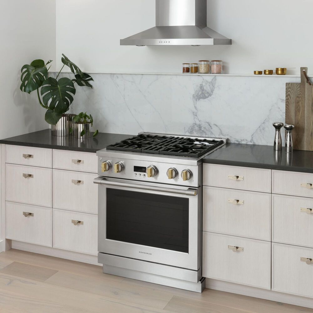 Monogram 30" Dual-Fuel Professional Range with 4 Burners in Stainless ...