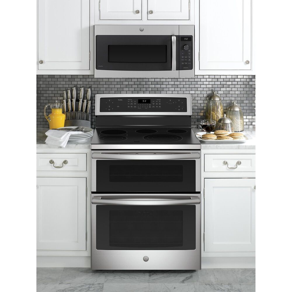 GE Profile Over-the-Range Oven with 120V Advantium Technology in ...