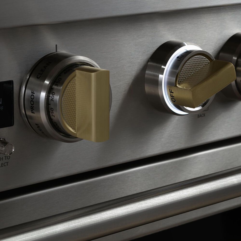 Monogram 48" All Gas Professional Range with 6 Burners and Griddle in ...