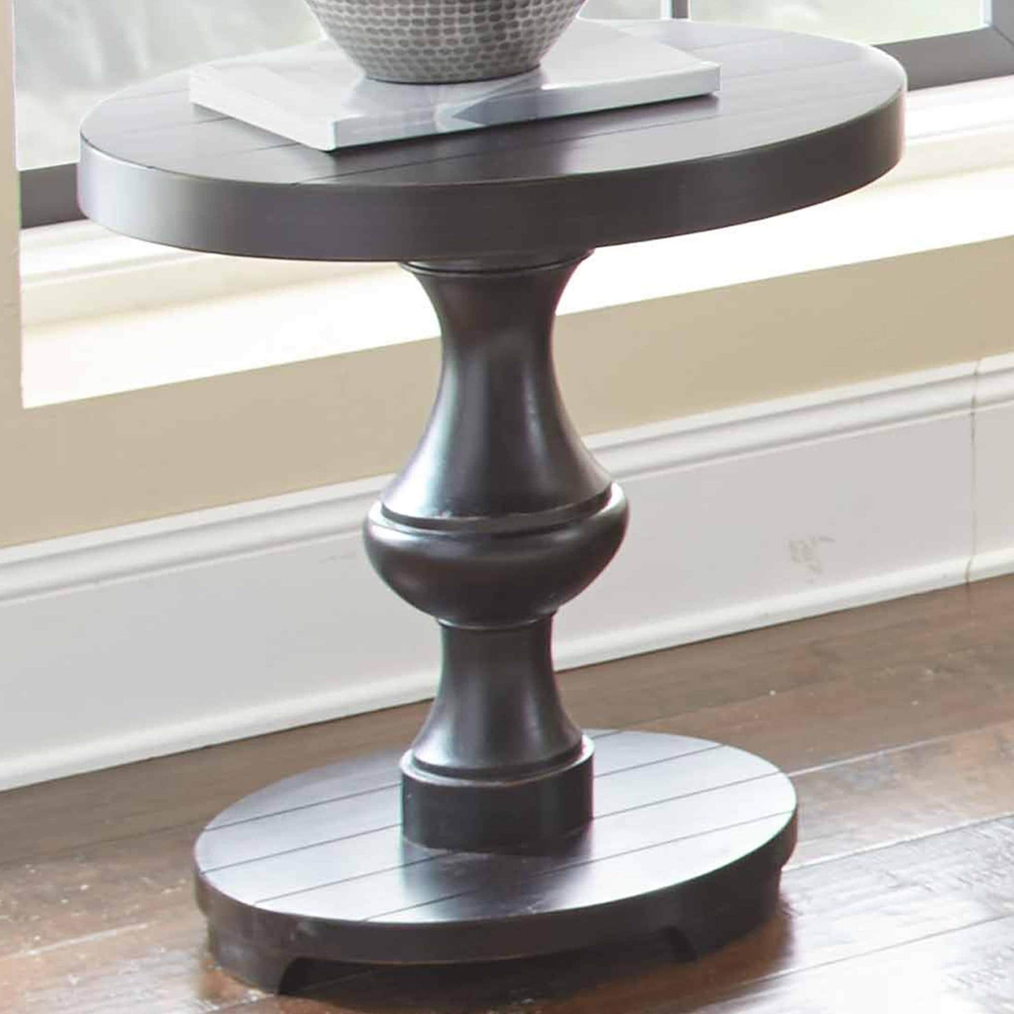 Crystal City Dory Round End Table in Ebony | Nebraska Furniture Mart