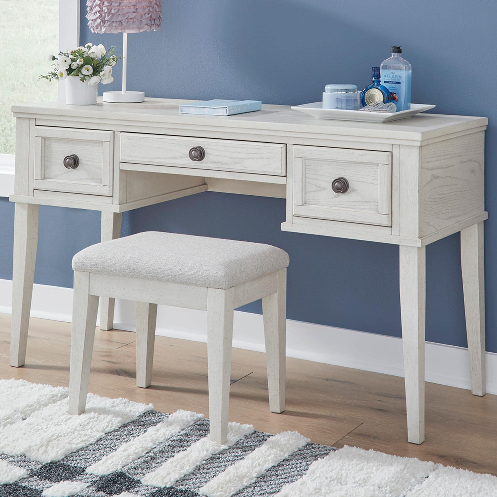 Ashley Robbinsdale Vanity with Stool in Antique White