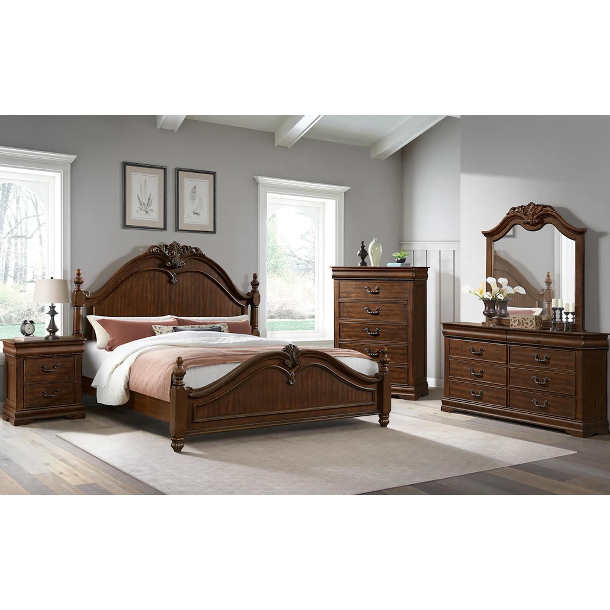 Mayberry Hill Northridge Queen Poster Bed in Cherry Brown