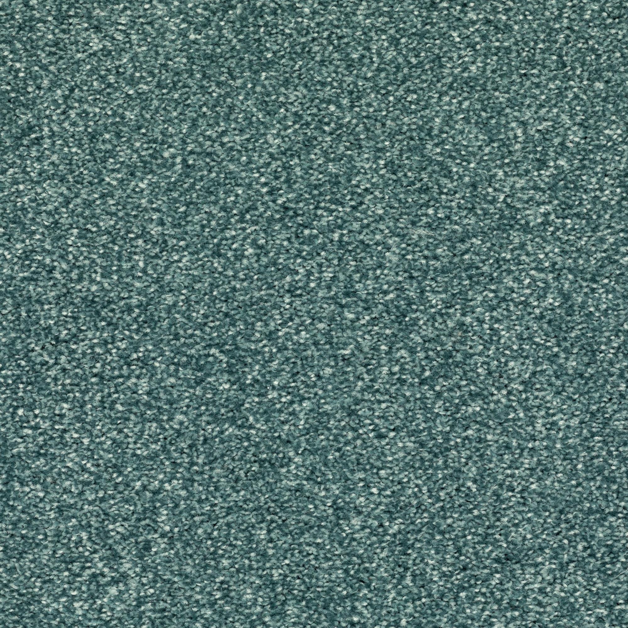 Mohawk Quality Feeling Carpet in Sea Mist